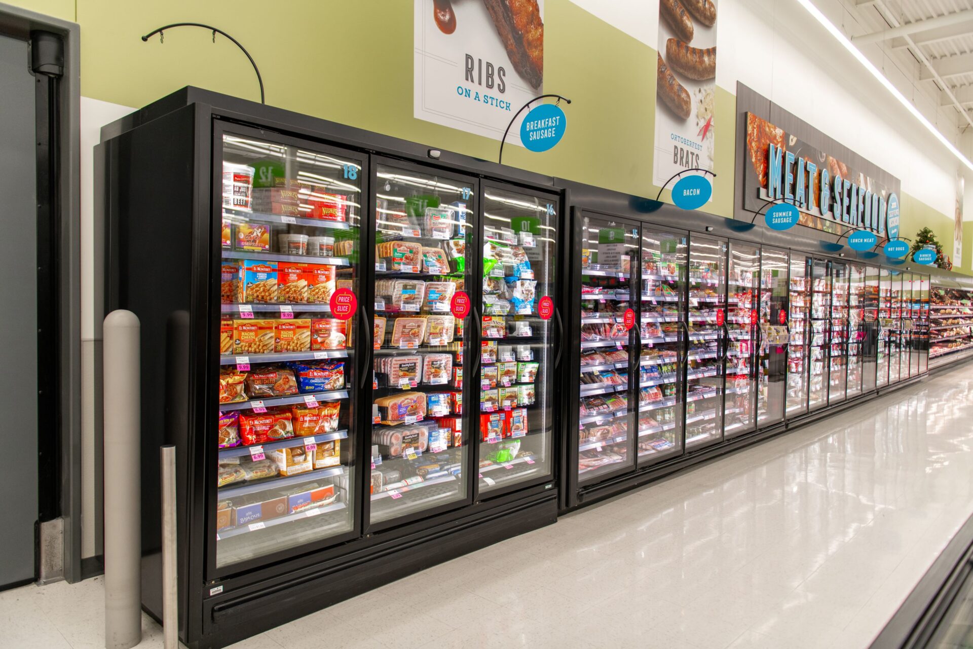 Refrigerated Display Cases Are Smarter Than You Think - Zero Zone, Inc.